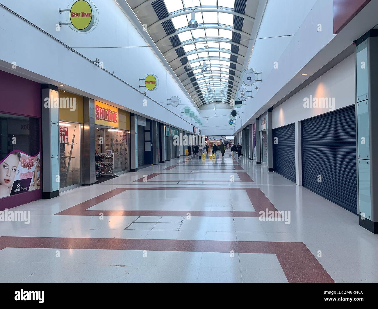 Slough, Berkshire, UK. 15th January, 2023. The Queensmere Shopping ...