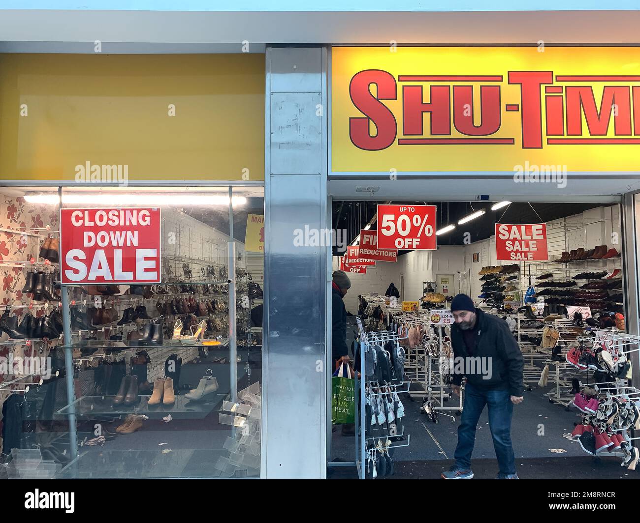 Slough, Berkshire, UK. 15th January, 2023. The Queensmere Shopping ...