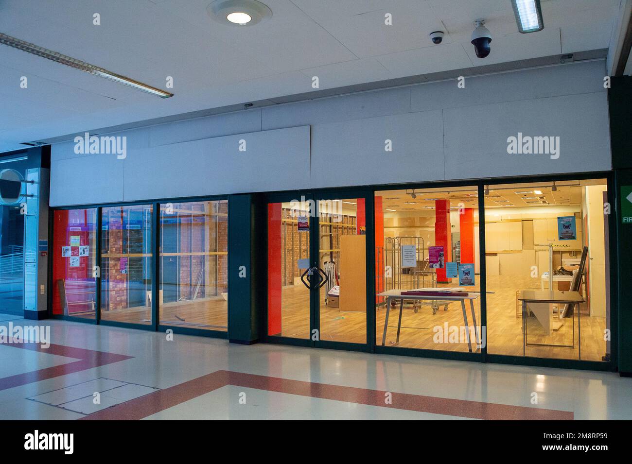Slough, Berkshire, UK. 15th January, 2023. The Queensmere Shopping ...