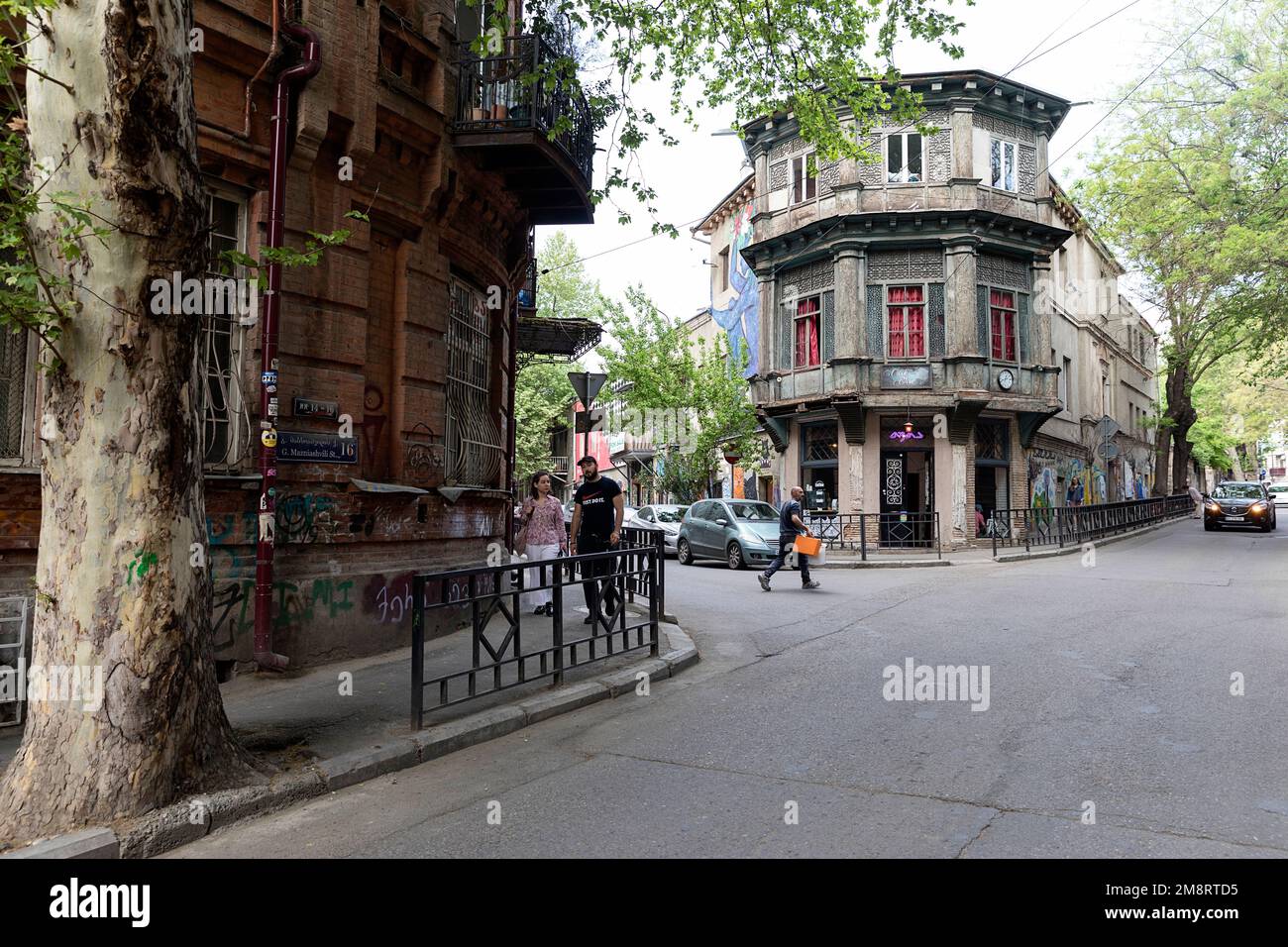 Interesting scenes from the scenic streets and lifestyle in Tbilisi ...