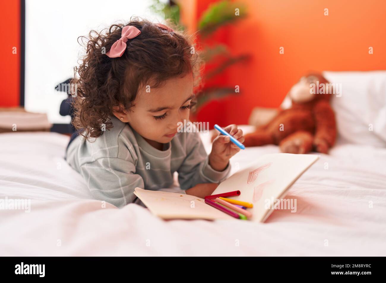 Adorable hispanic girl drawing hi-res stock photography and images - Alamy