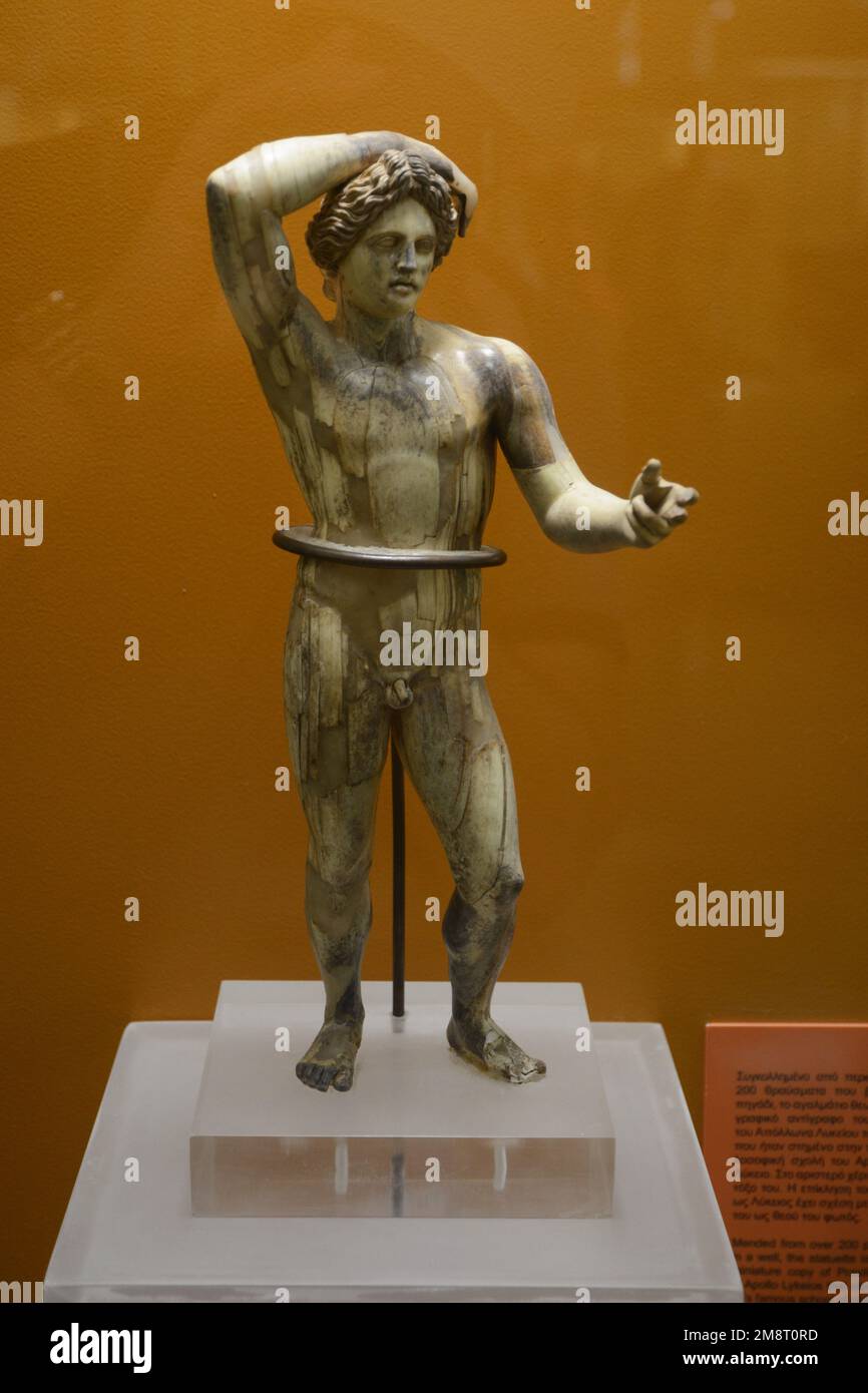 Statue greek hi-res stock photography and images - Alamy