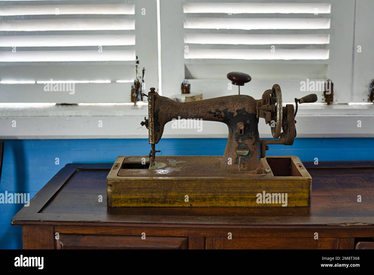Furnitures inside the colonial house at the craft village, the house ...
