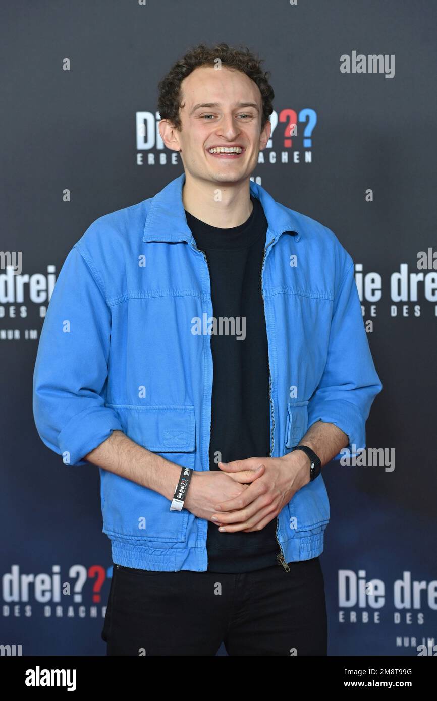 Julian JANSSEN (Checker Julian), single image, cut single motif, half ...