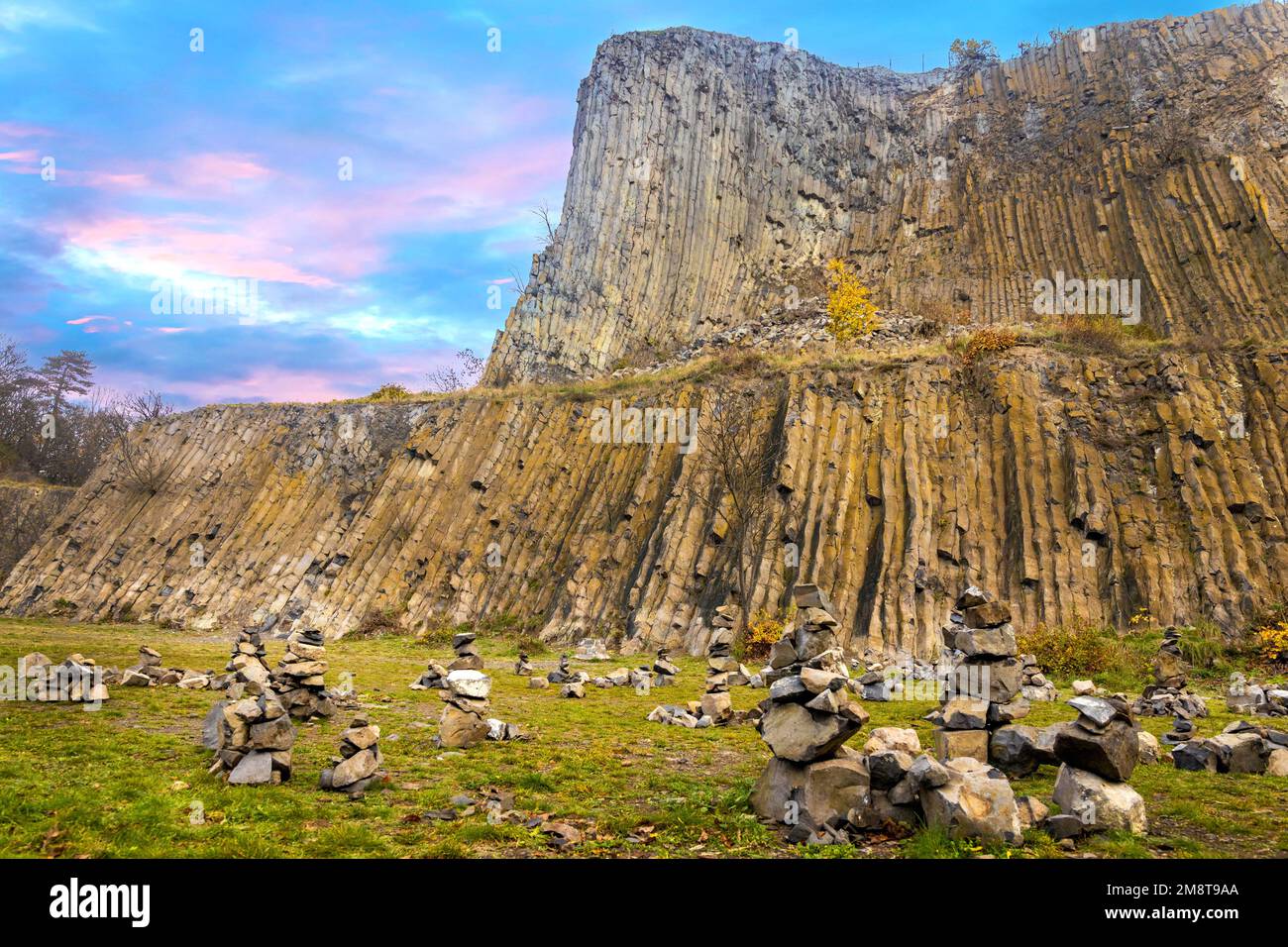 Beautiful Hegyestu Geological Exhibition Site near Baton lake in ...