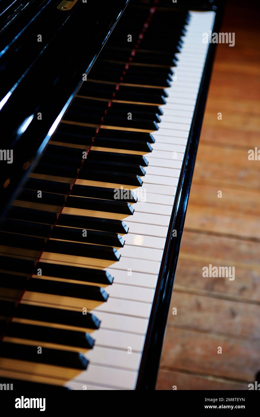 piano keys close up Stock Photo - Alamy