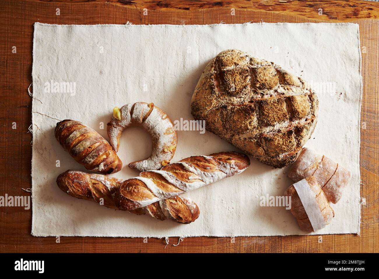 Whole wheat bread cake hi-res stock photography and images - Alamy