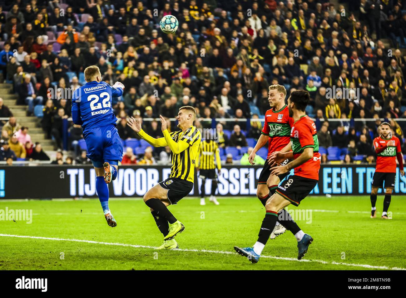 Group of people gelderse derby hi-res stock photography and images - Alamy