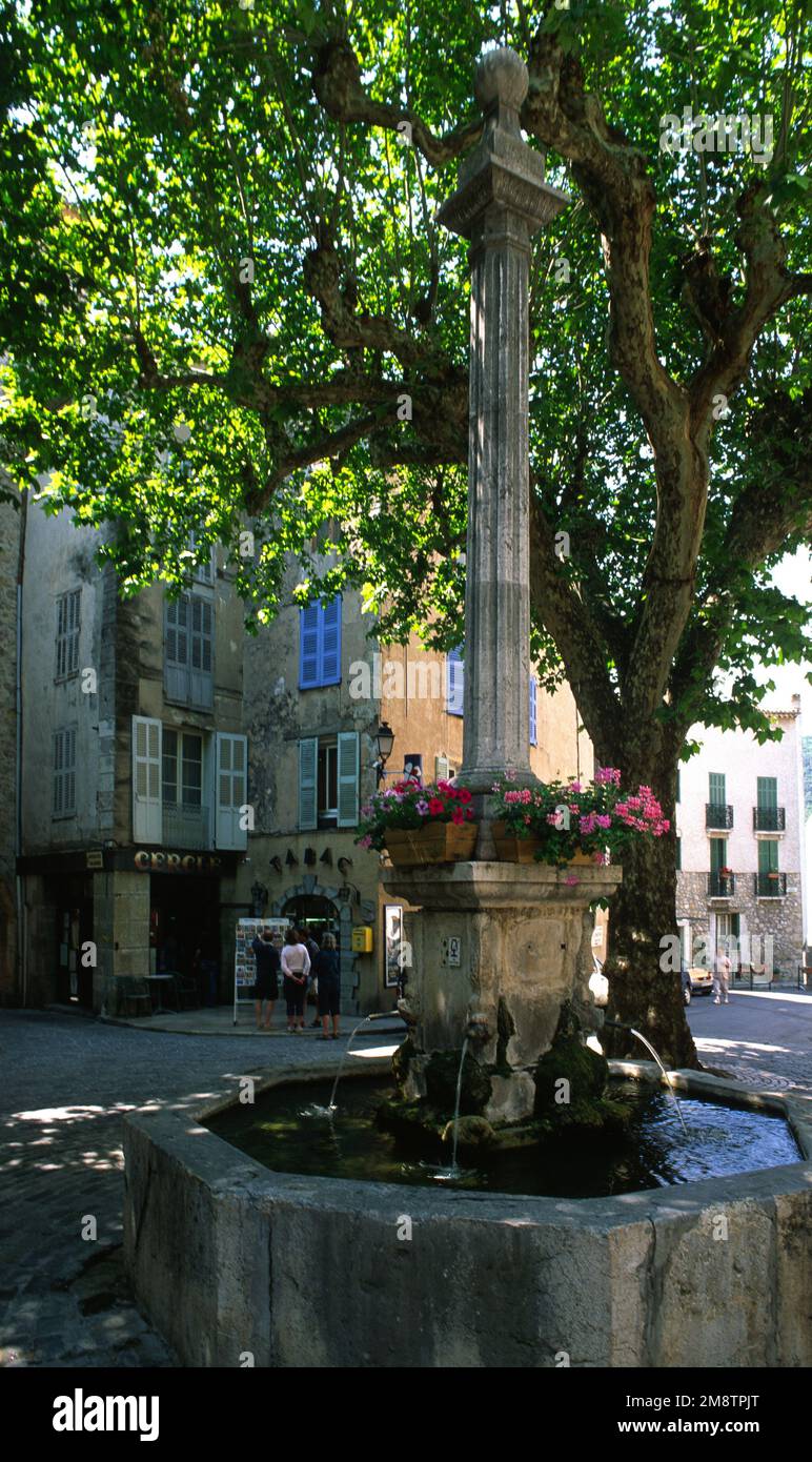 Village of bargemon hi-res stock photography and images - Alamy