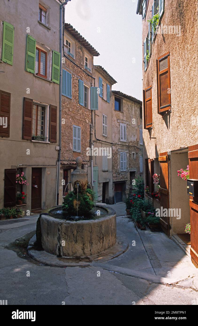 Village of bargemon hi-res stock photography and images - Alamy