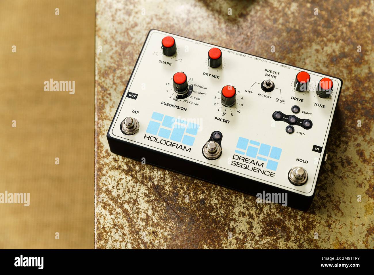 Hologram effects pedal hi-res stock photography and images - Alamy