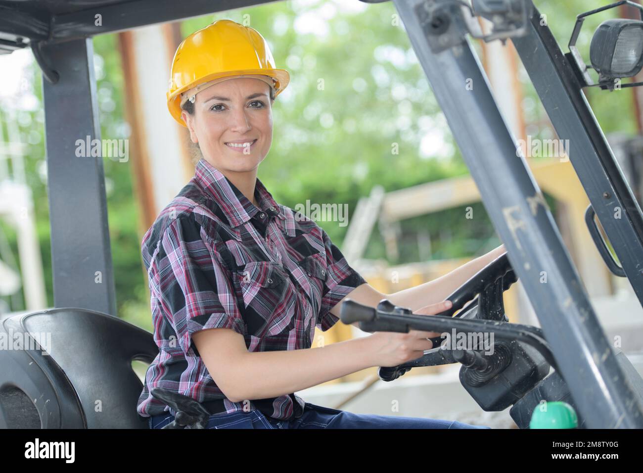 Portrait female forklift driver hi-res stock photography and images - Alamy