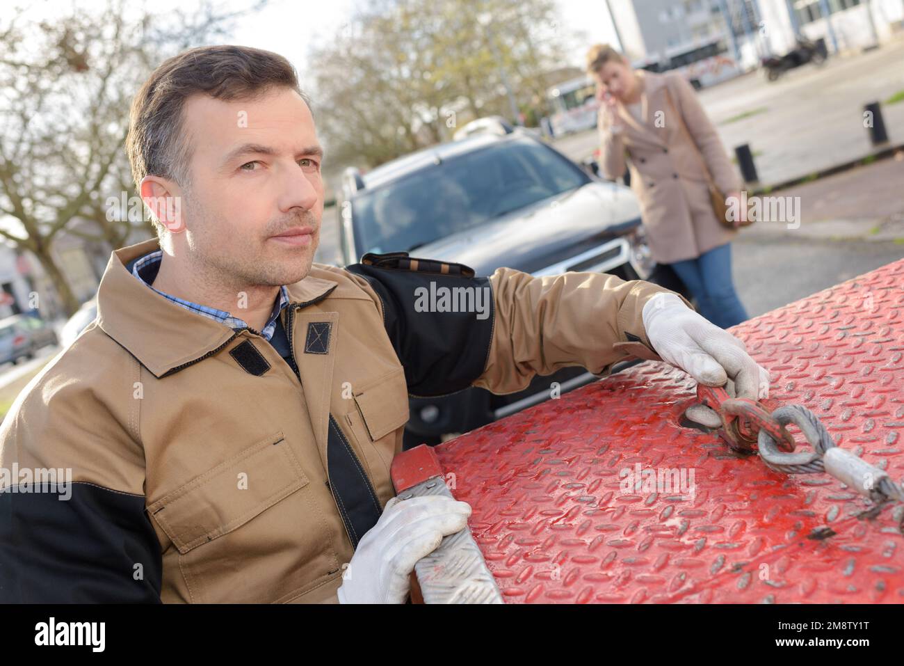 Tow truck operation hi-res stock photography and images - Alamy