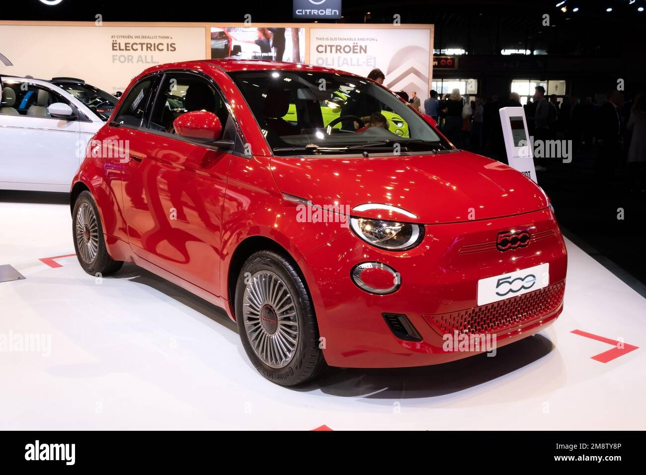 Fiat 500 electric hi-res stock photography and images - Alamy