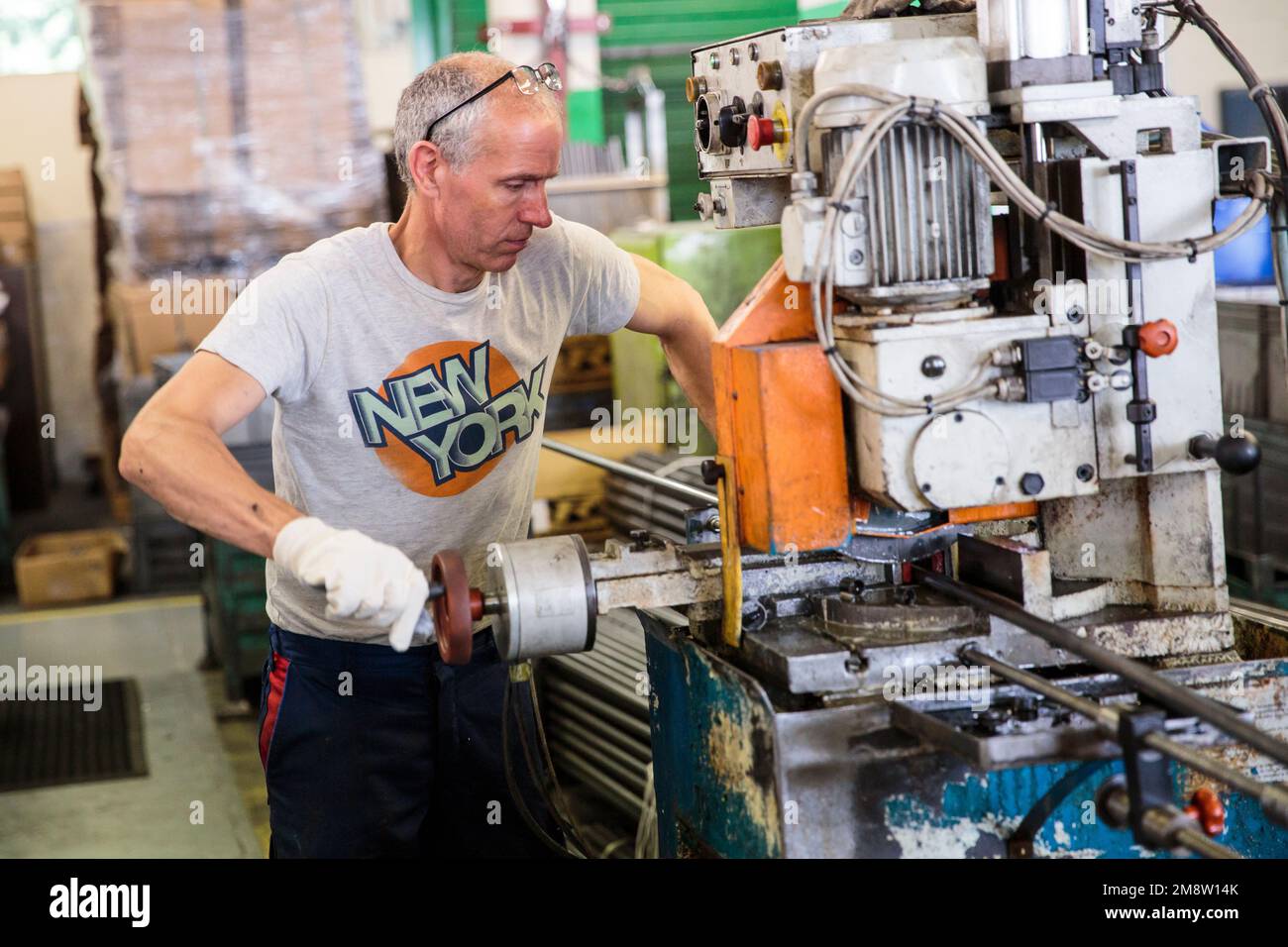 Reynolds steel tubing manufacturing facilities in Birmingham, England ...