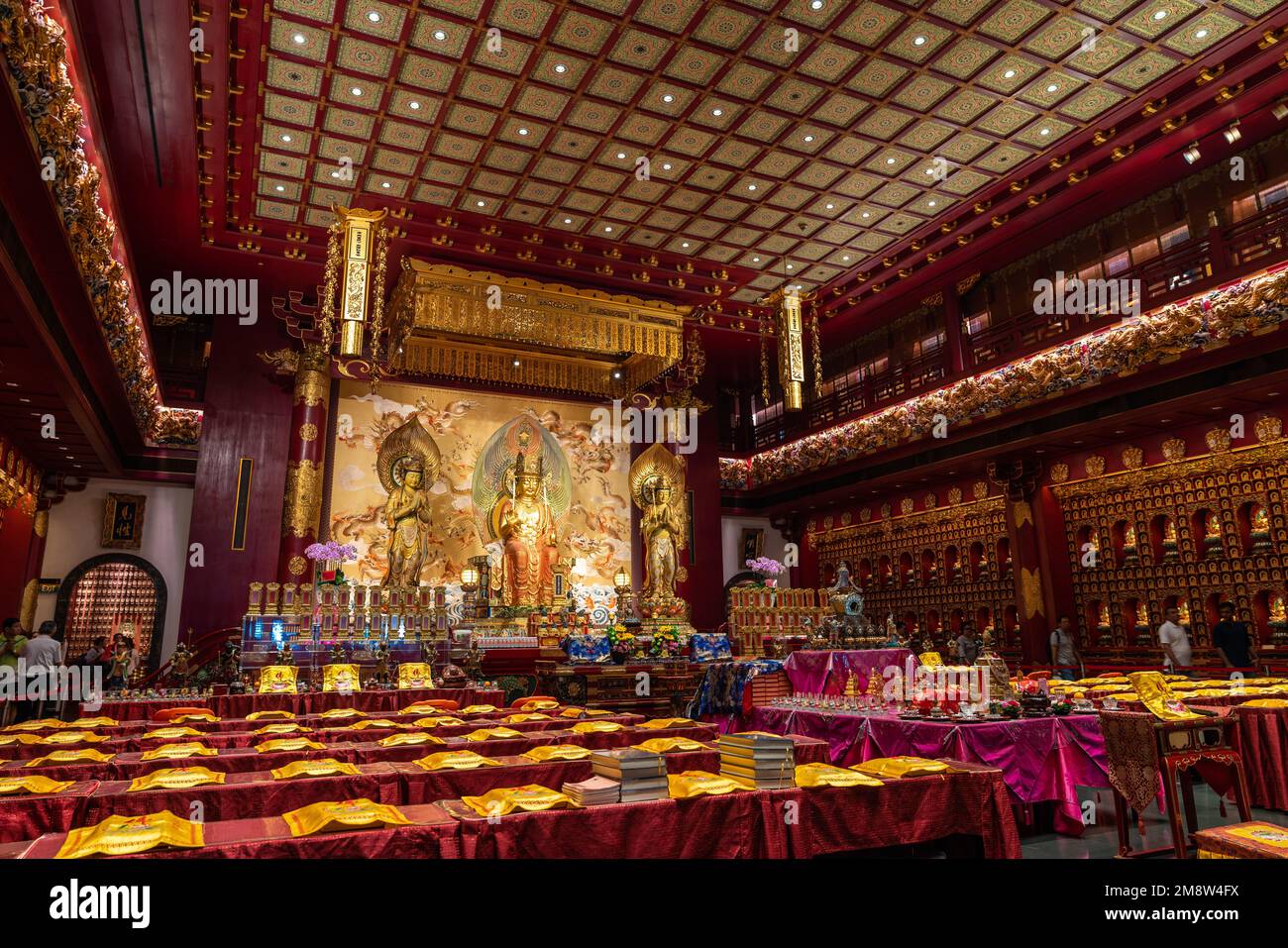 Singapore tooth temple longhua hospital Stock Photo - Alamy