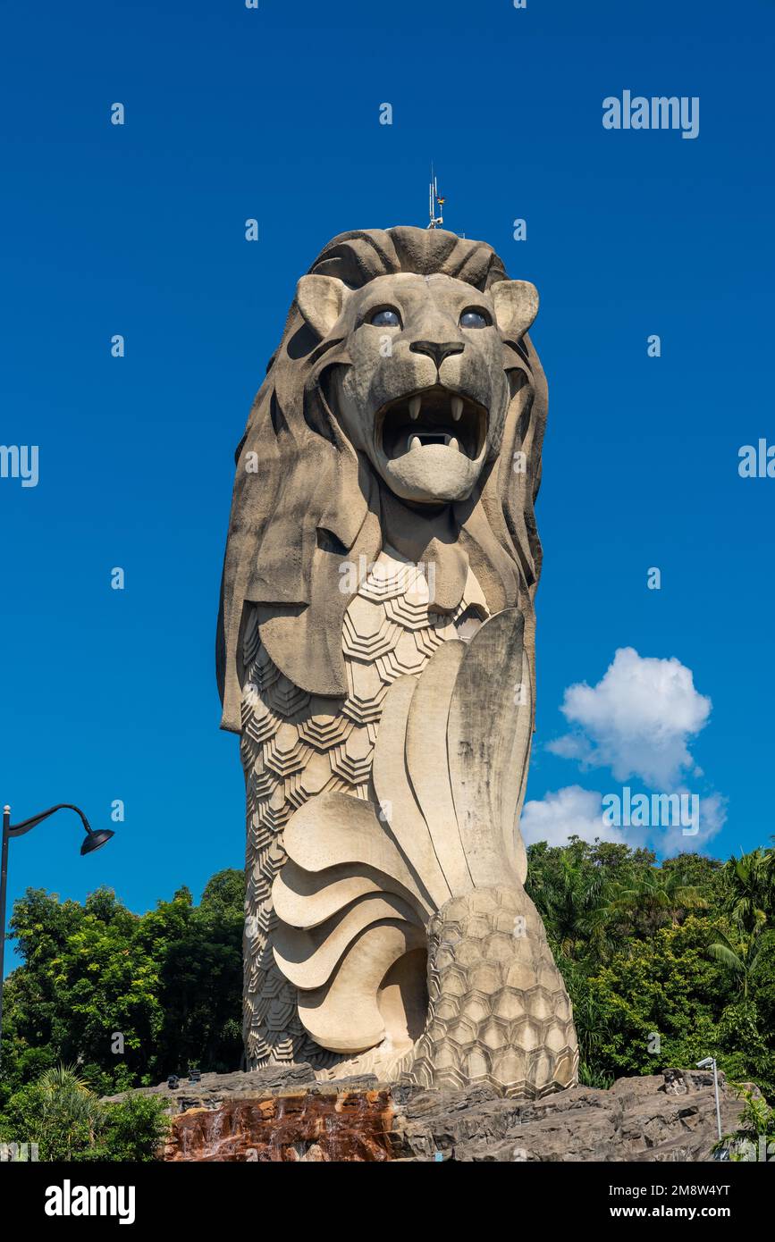 Sentosa the merlion tower Stock Photo - Alamy