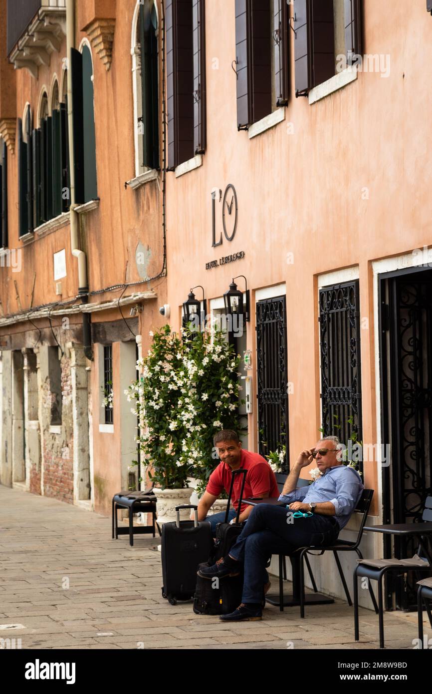 Striding arches hi-res stock photography and images - Alamy