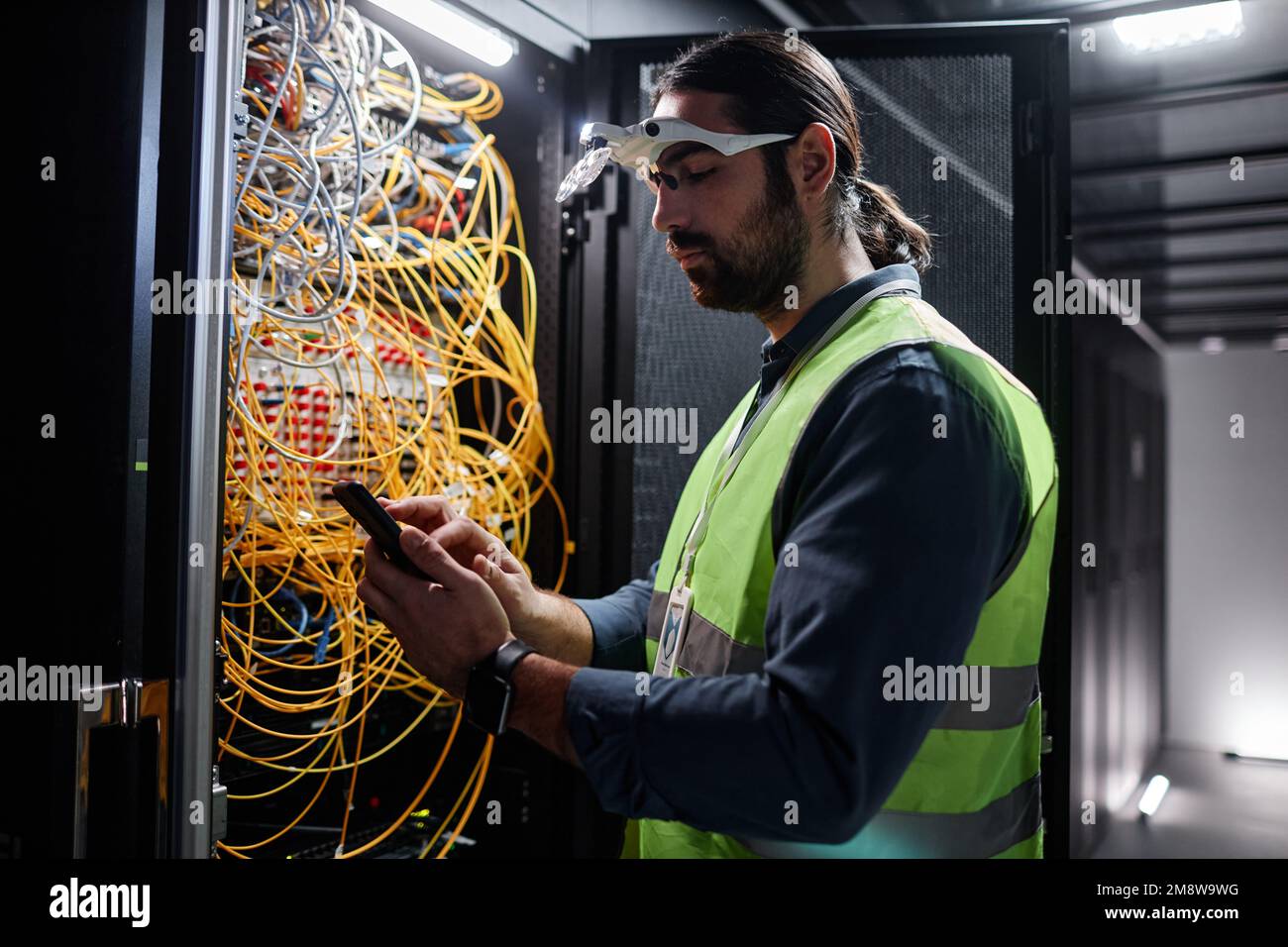 Ai servers hi-res stock photography and images - Alamy