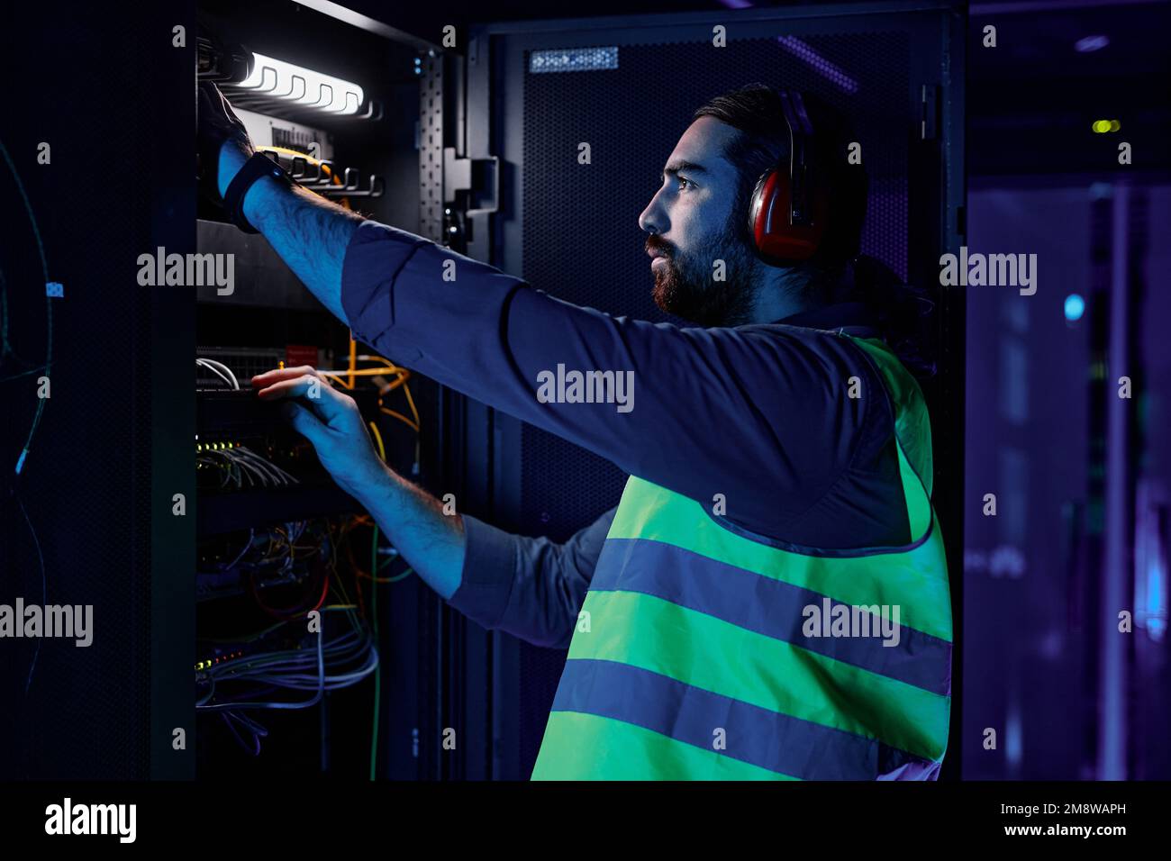 Neon lit science center hi-res stock photography and images - Alamy