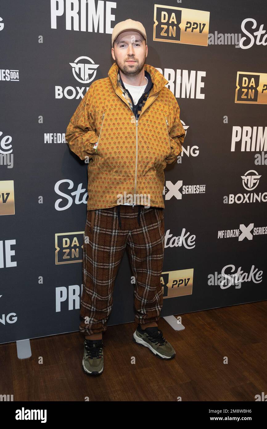 Ksi v faze temperrr fight london hi-res stock photography and images ...