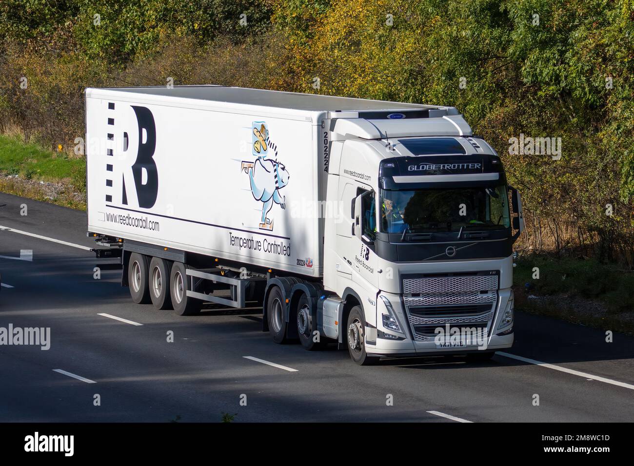Reed Boardall Volvo FH YK71 VYB Stock Photo - Alamy