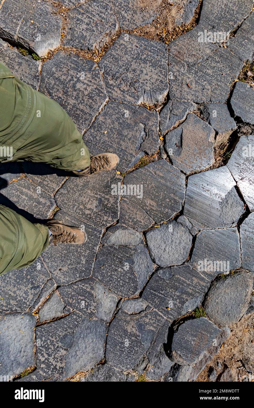 Basaltic columns created by cooling lava in Devils Postpile National ...