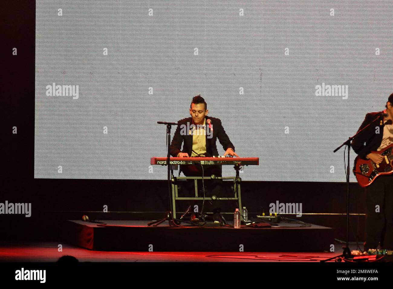 Radio for weather band hi-res stock photography and images - Alamy