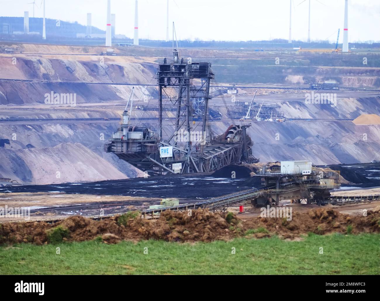 Surface mining edge hi-res stock photography and images - Alamy