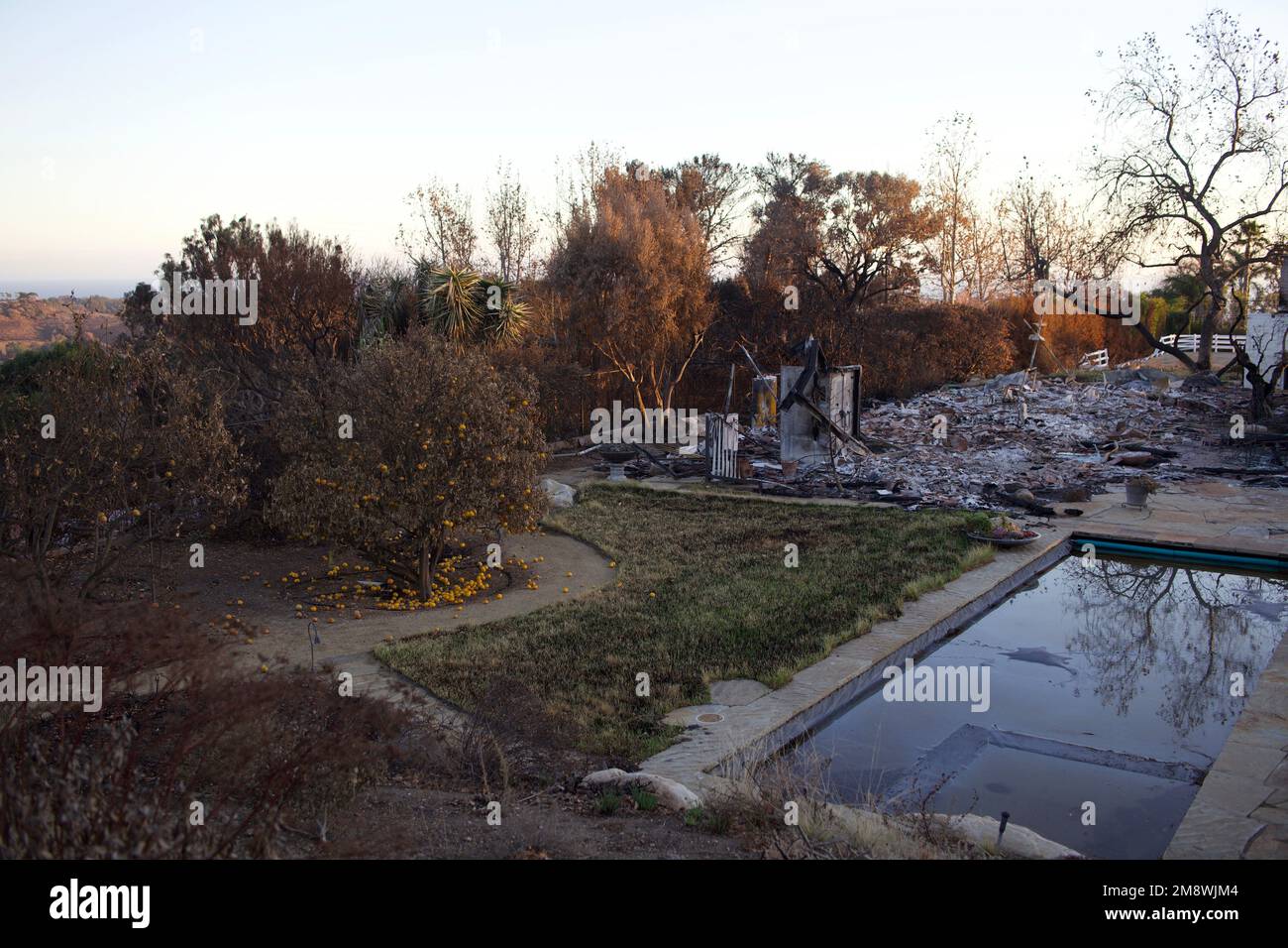 Malibu fire debris hi-res stock photography and images - Alamy