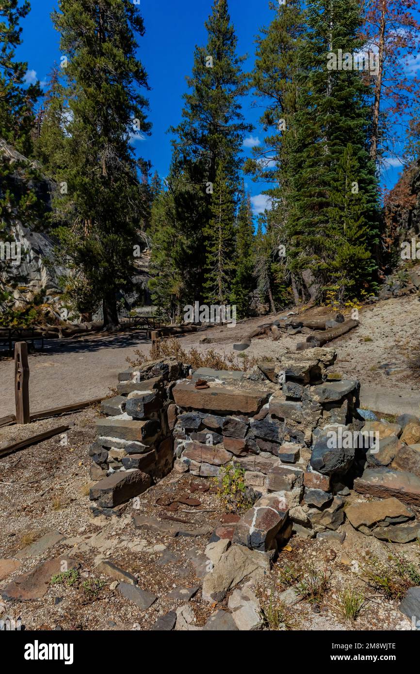 California sierra nevada mountains devils hi-res stock photography and ...