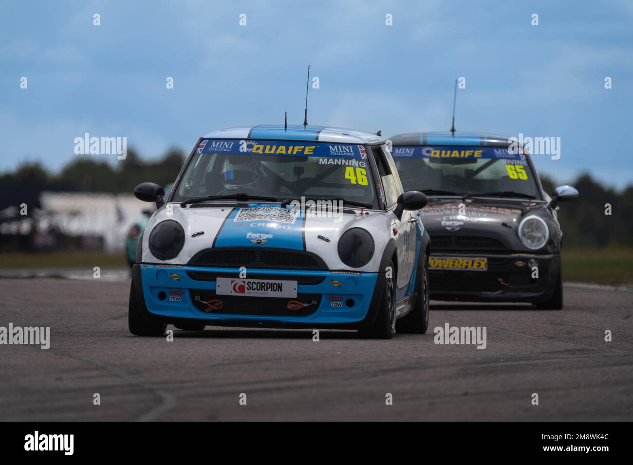 Quaife Mini Challenge Race 1 Thruxton Race Circuit Sunday August 2022 ...