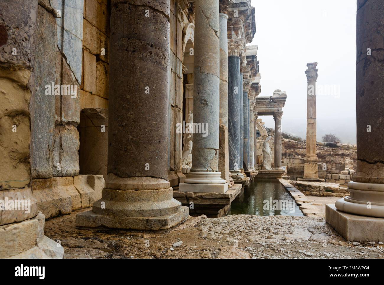 Ruins of Nymphaeum in Sagalassos antique town, Turkey Stock Photo - Alamy