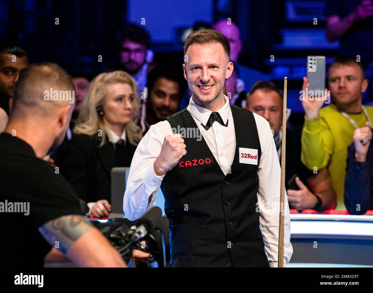 LONDON, UNITED KINGDOM. 15th Jan, 2023. Judd Trump celebrates with Paul ...
