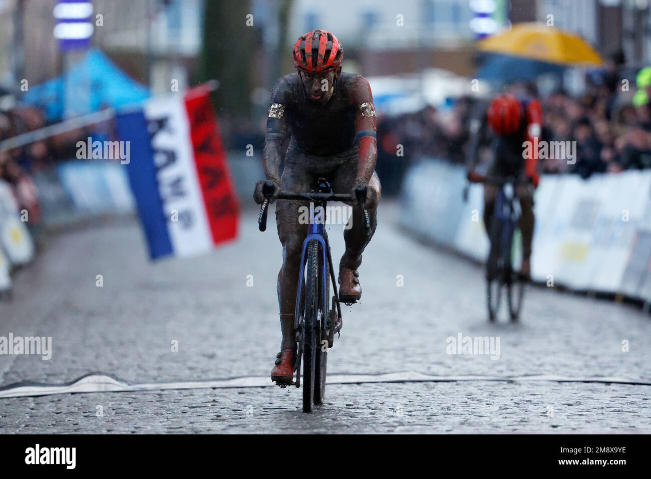 ZALTBOMMEL - Lars van der Haar wins the Plieger NK cyclo-cross in ...