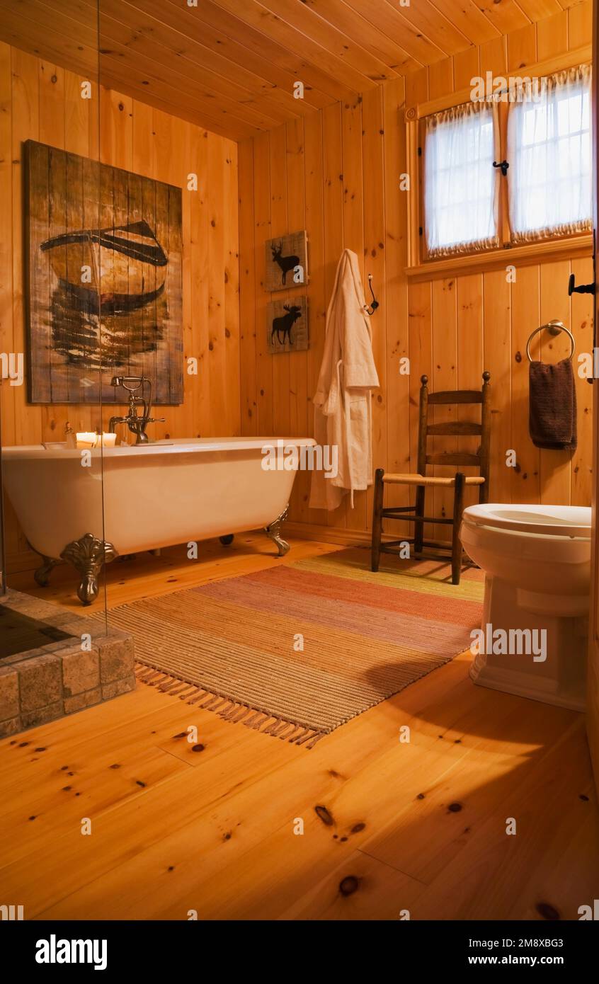 Bathroom in rustic log cabin hi-res stock photography and images - Alamy