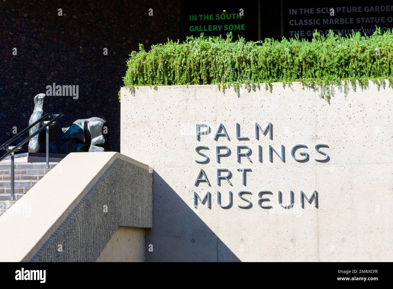 Palm Springs Art Museum sign at the entrance to the museum - Palm ...