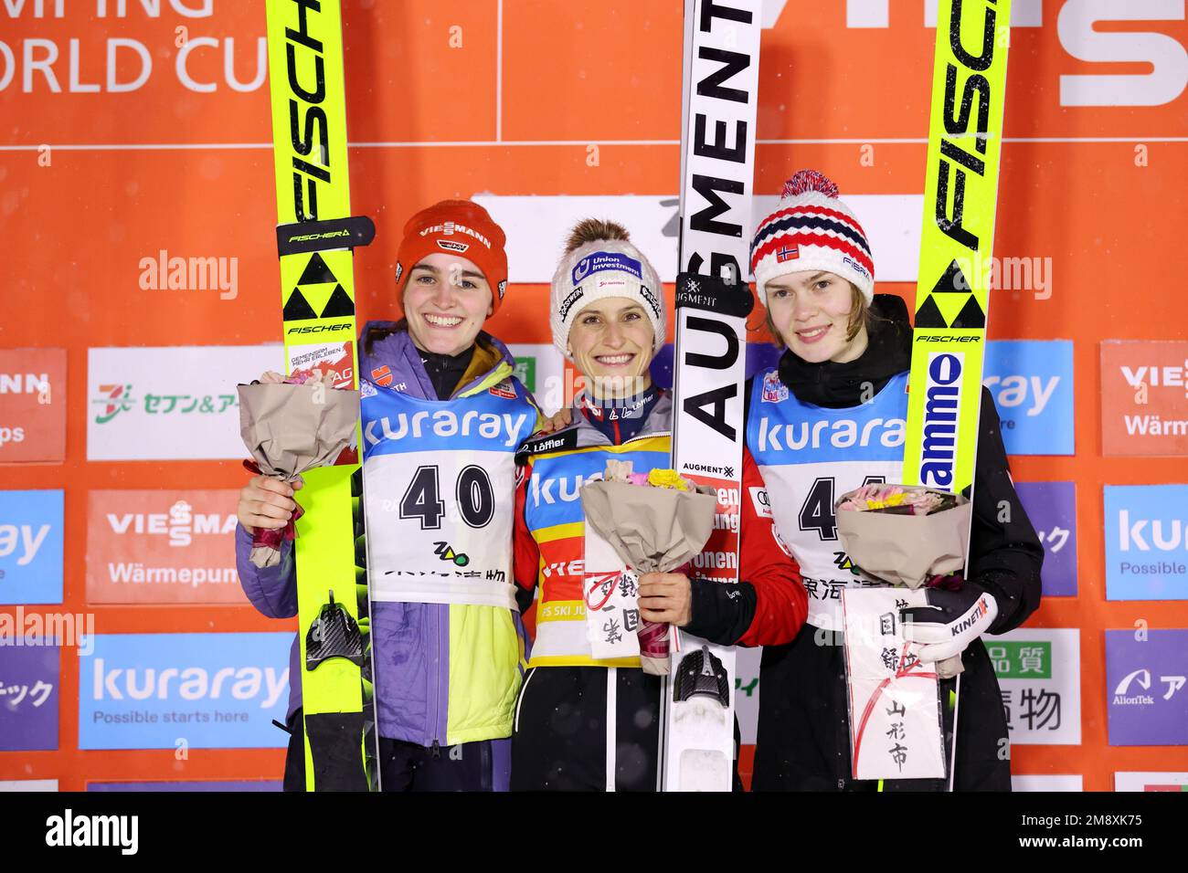 AlionTek Zao Schanze, Yamagata, Japan. 15th Jan, 2023. (L-R) Selina ...