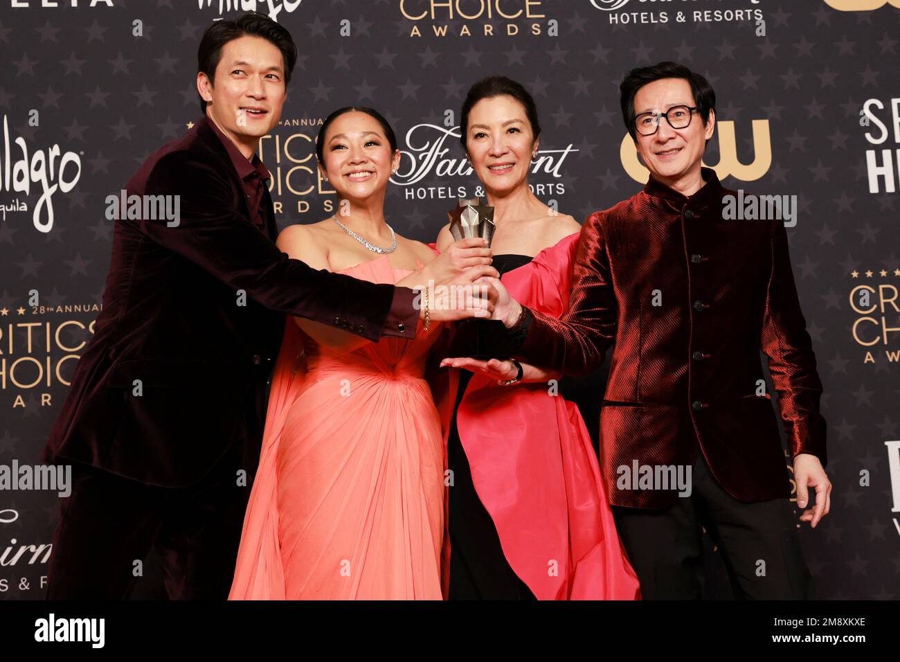 Stephanie hsu michelle yeoh hi-res stock photography and images - Alamy