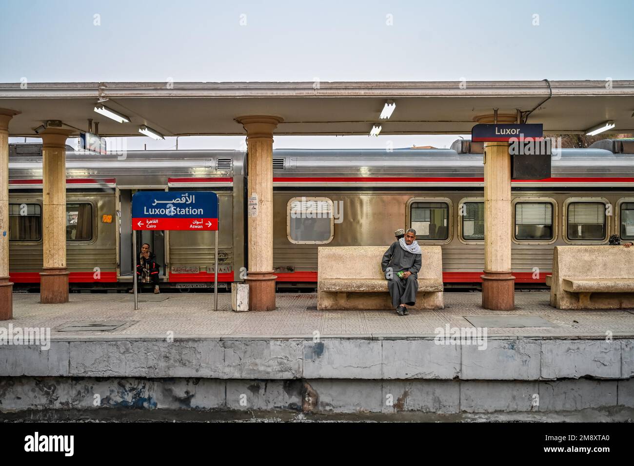 Platform, Train, Main Station, Luxor Railway Station, Luxor, Egypt Stock Photo - Alamy