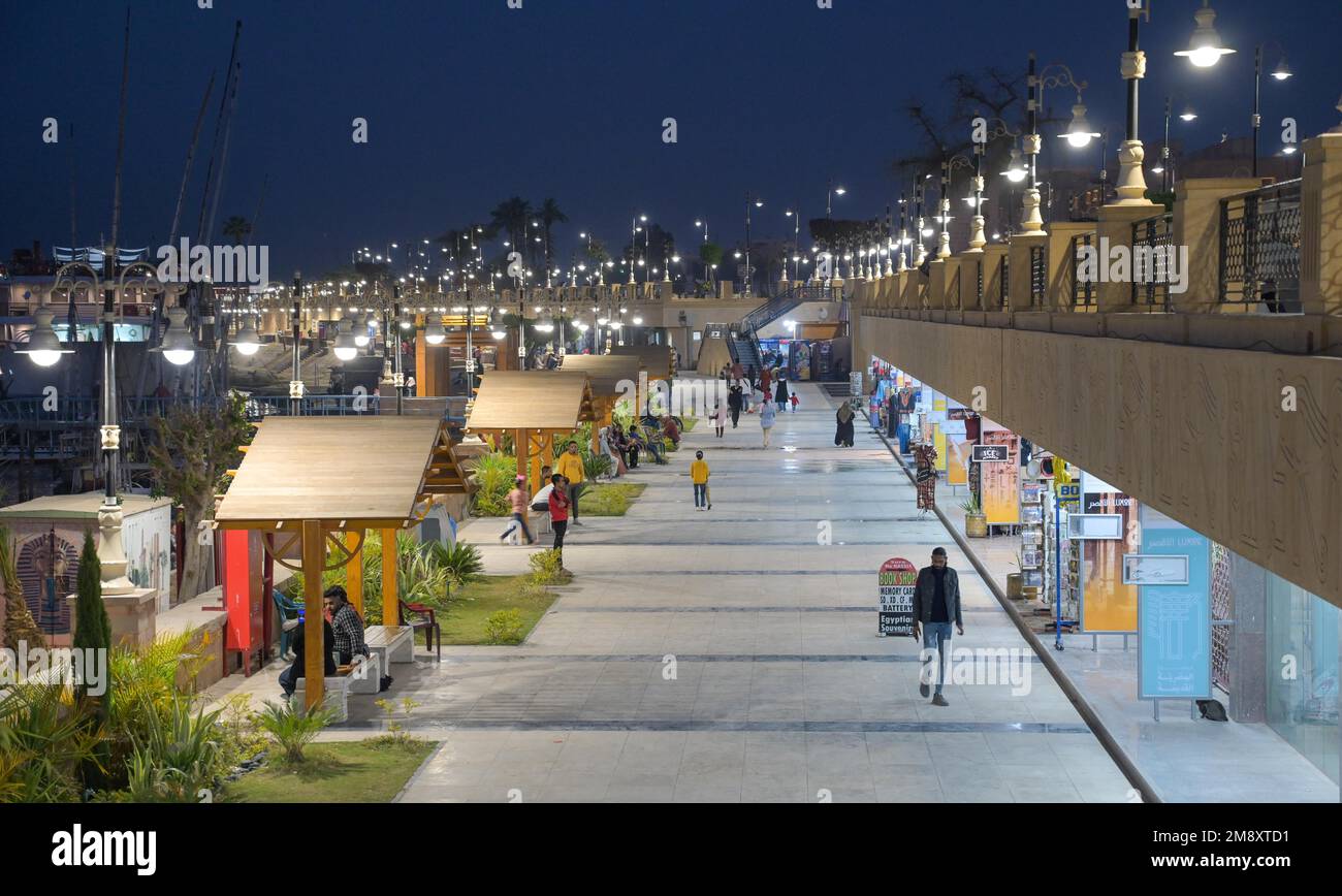 Nile corniche hi-res stock photography and images - Alamy