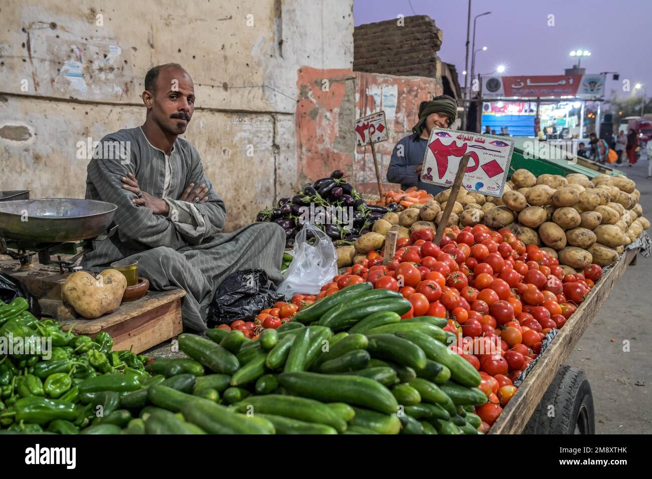 Fruit and vegetable bazaar, El-Souk, Luxor, Egypt Stock Photo - Alamy