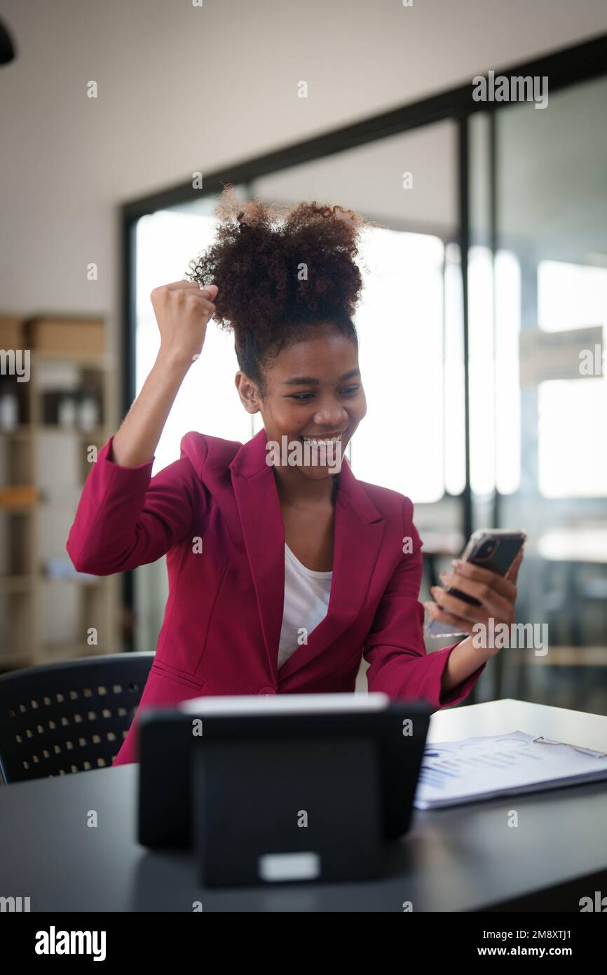 Achievement woman goals hi-res stock photography and images - Alamy