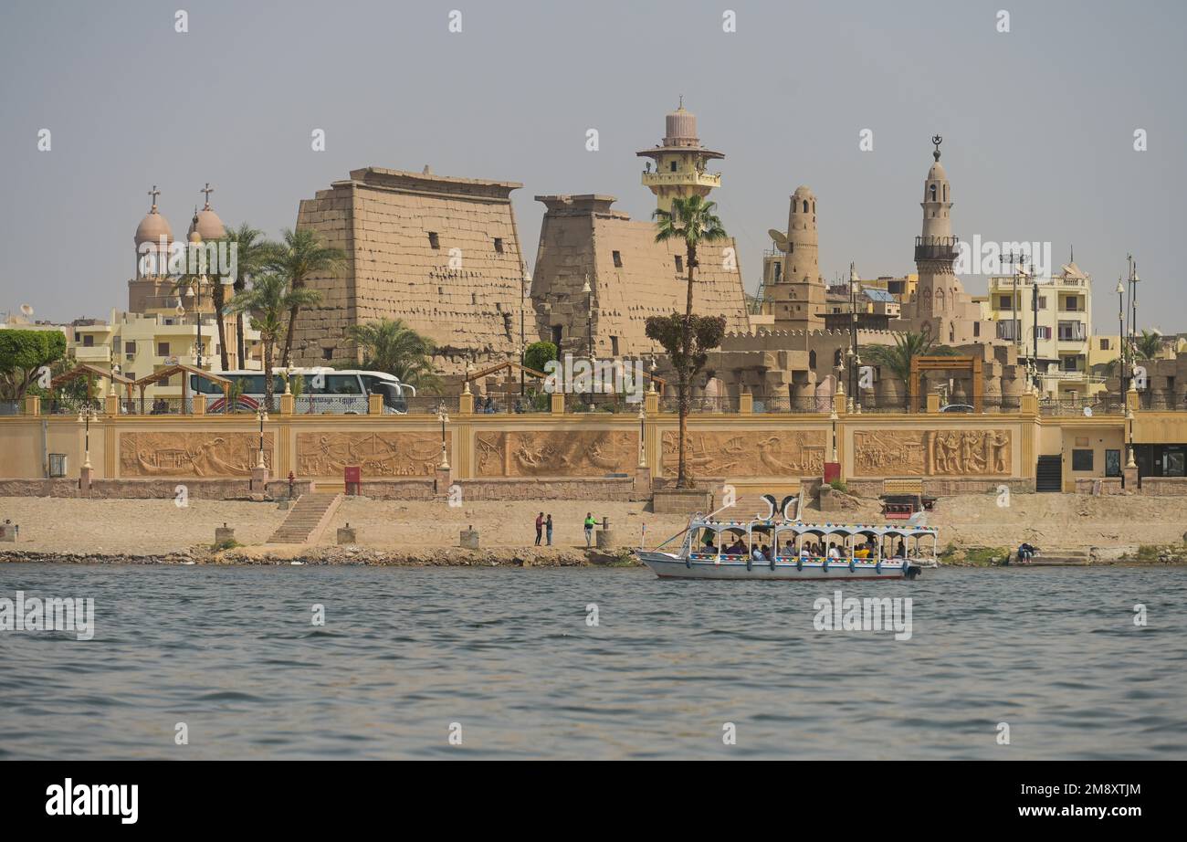 Bank of the Nile, Pylon, Ancient Egyptian Luxor Temple, Luxor, Egypt ...