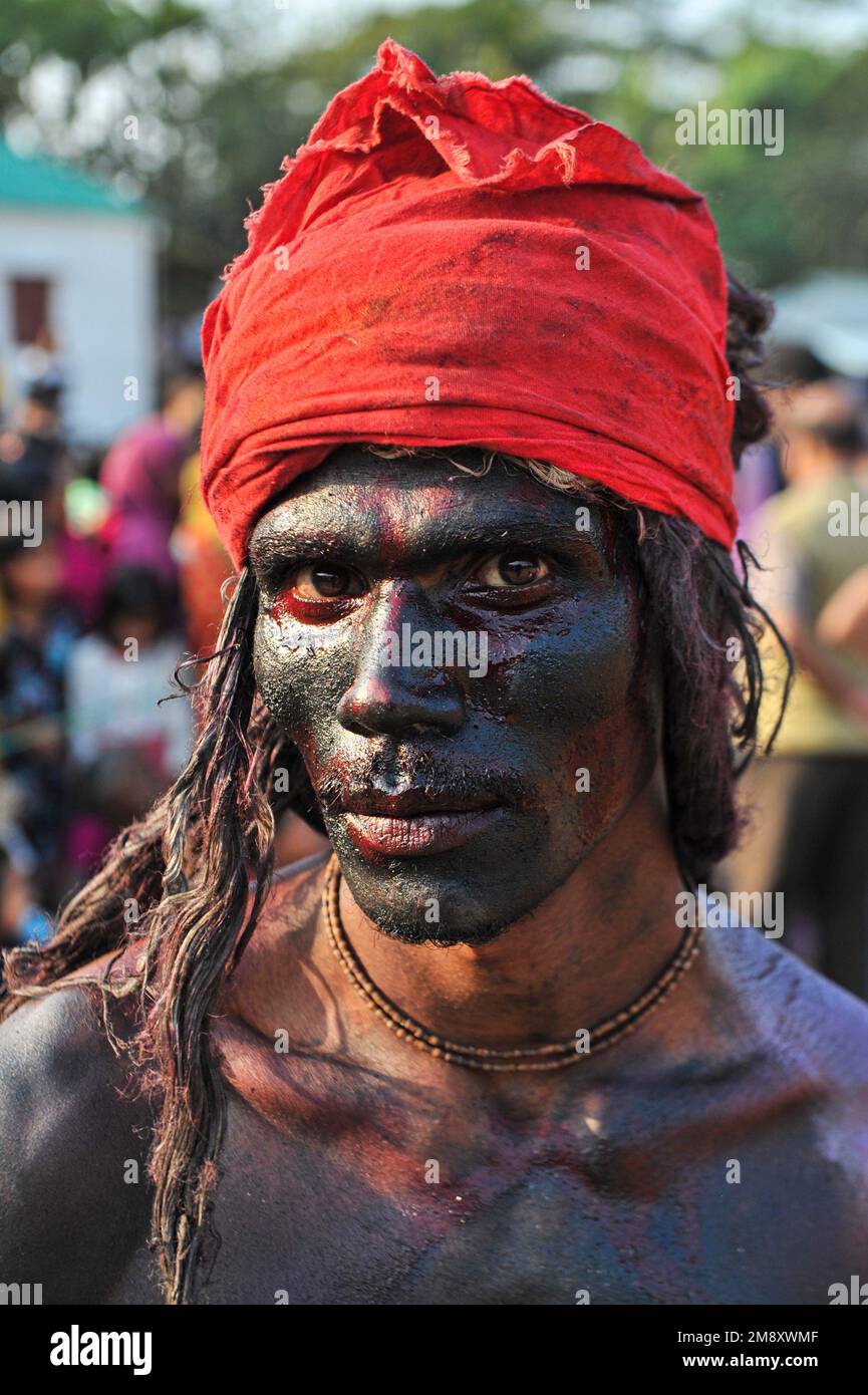 Charak puja in bangladesh hi-res stock photography and images - Alamy