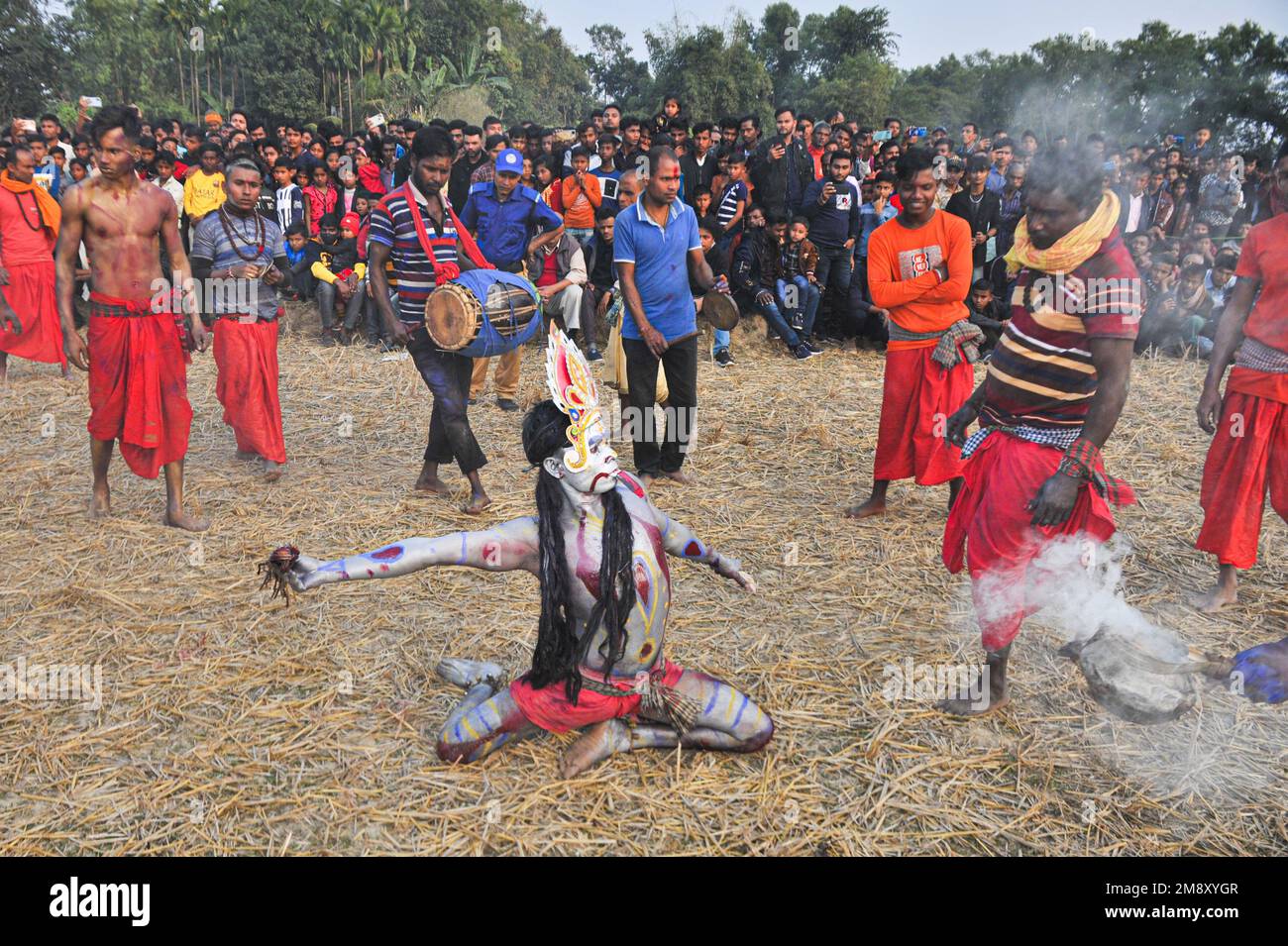 Non Exclusive: 15 January 2023 in Sylhet-Bangladesh: Devotee attire and ...