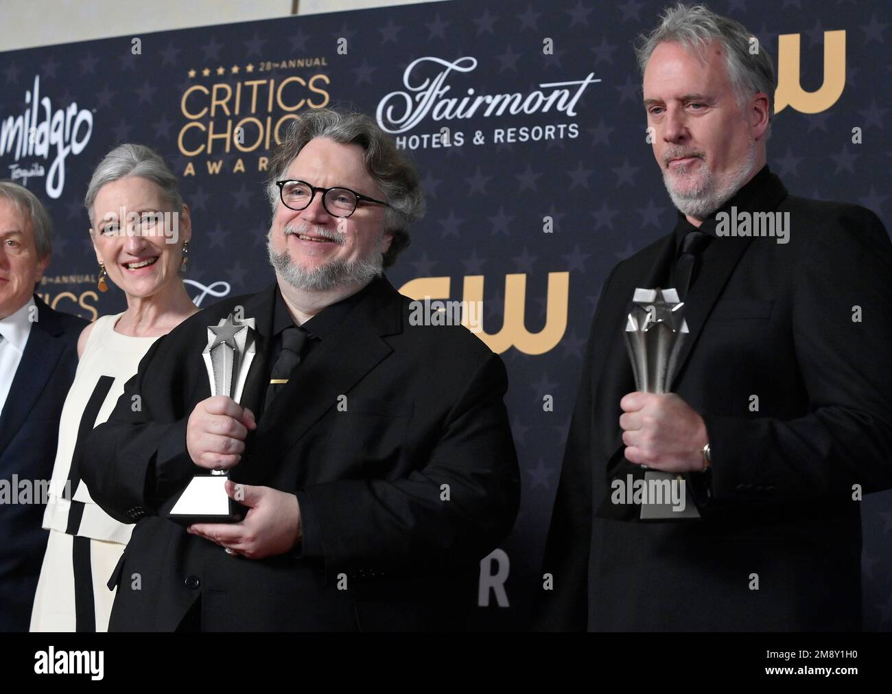 Los Angeles, United States. 15th Jan, 2023. (L-R) Guillermo del Toro ...