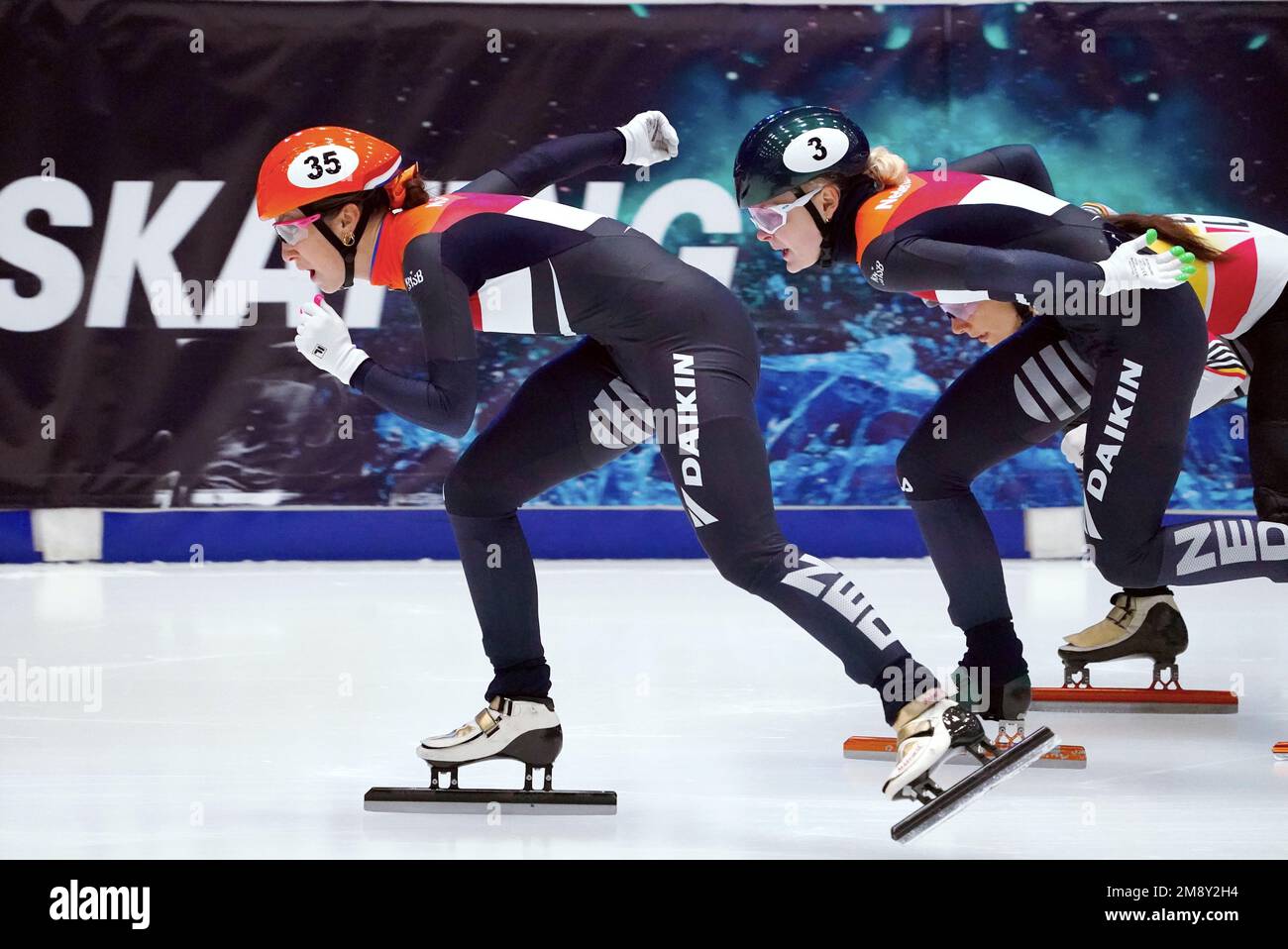 Suzanne Schulting (NED) and Xandra Velzeboer (NED) on 1000m women ...
