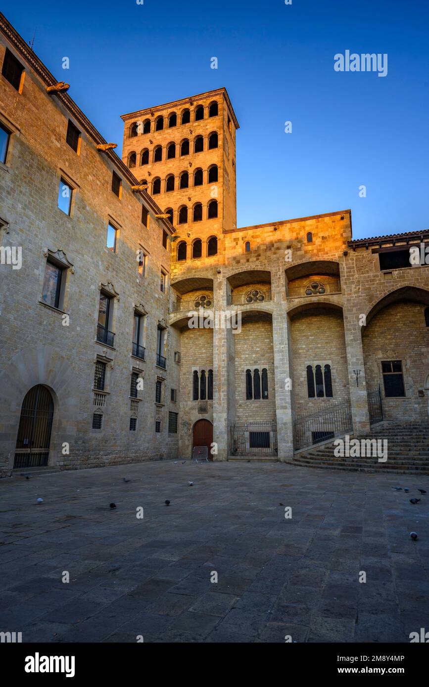 Plaça del Rei square and Mirador del Rei Martí tower at sunrise, in the ...
