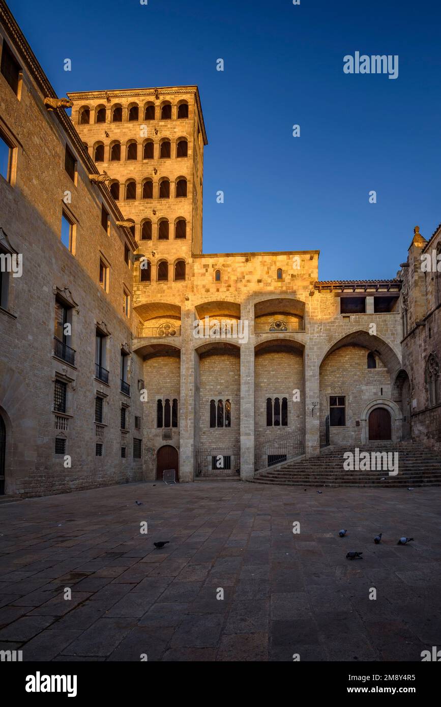 Plaça del Rei square and Mirador del Rei Martí tower at sunrise, in the ...